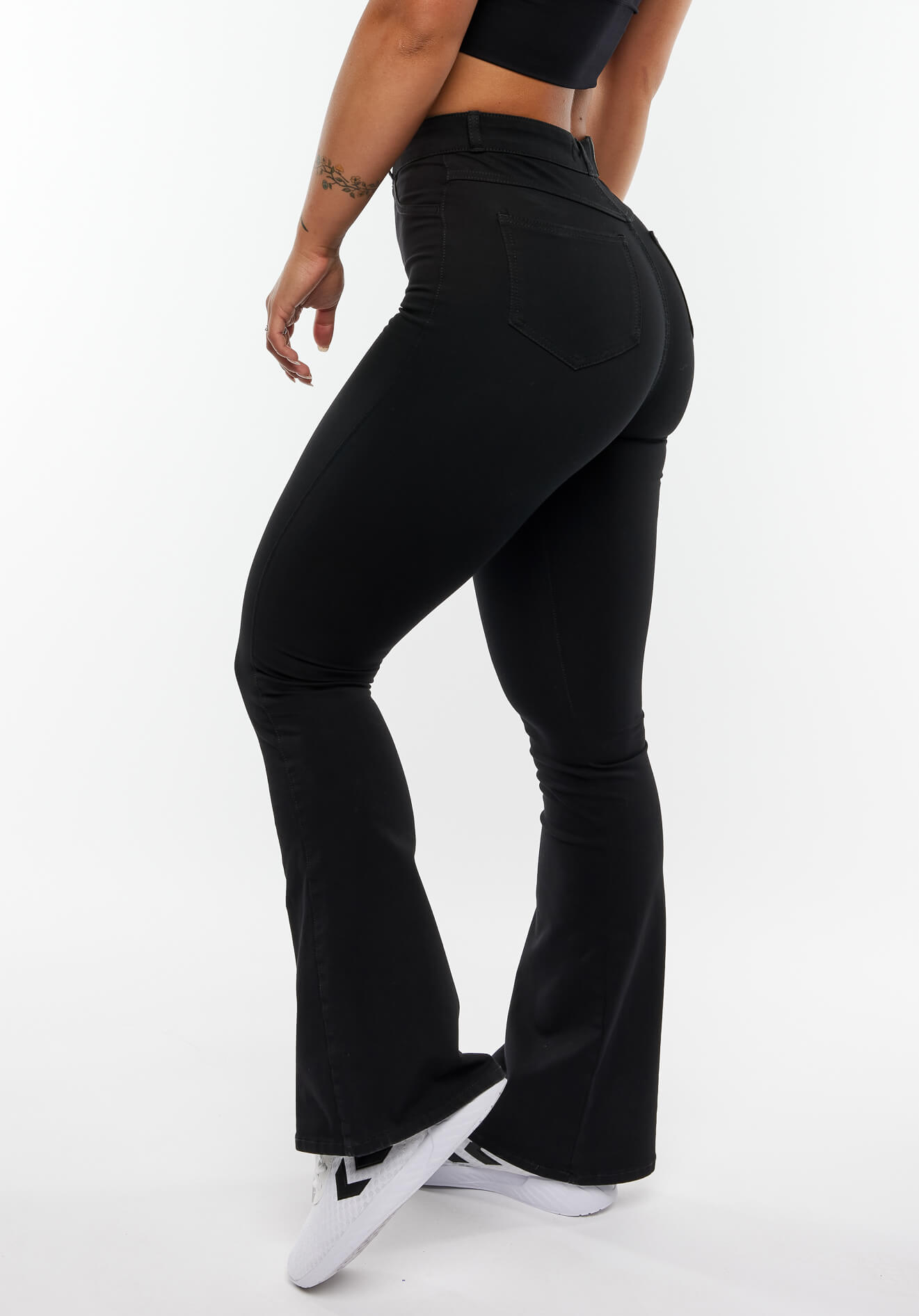 Jeans för kvinnor - Köp jeans Online hos One More Rep!