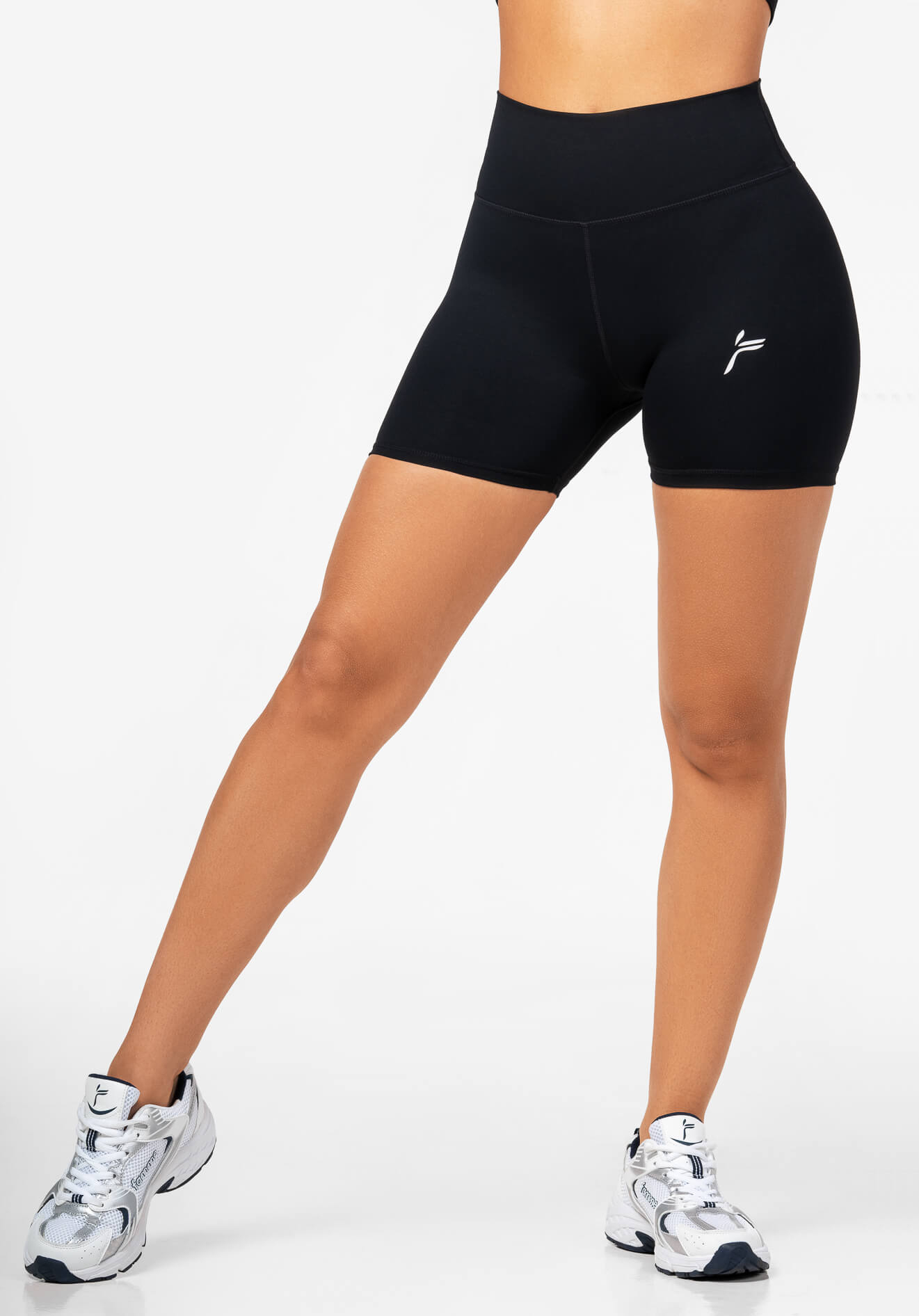 Shorts til kvinder - Køb dine shorts online hos One More Rep!