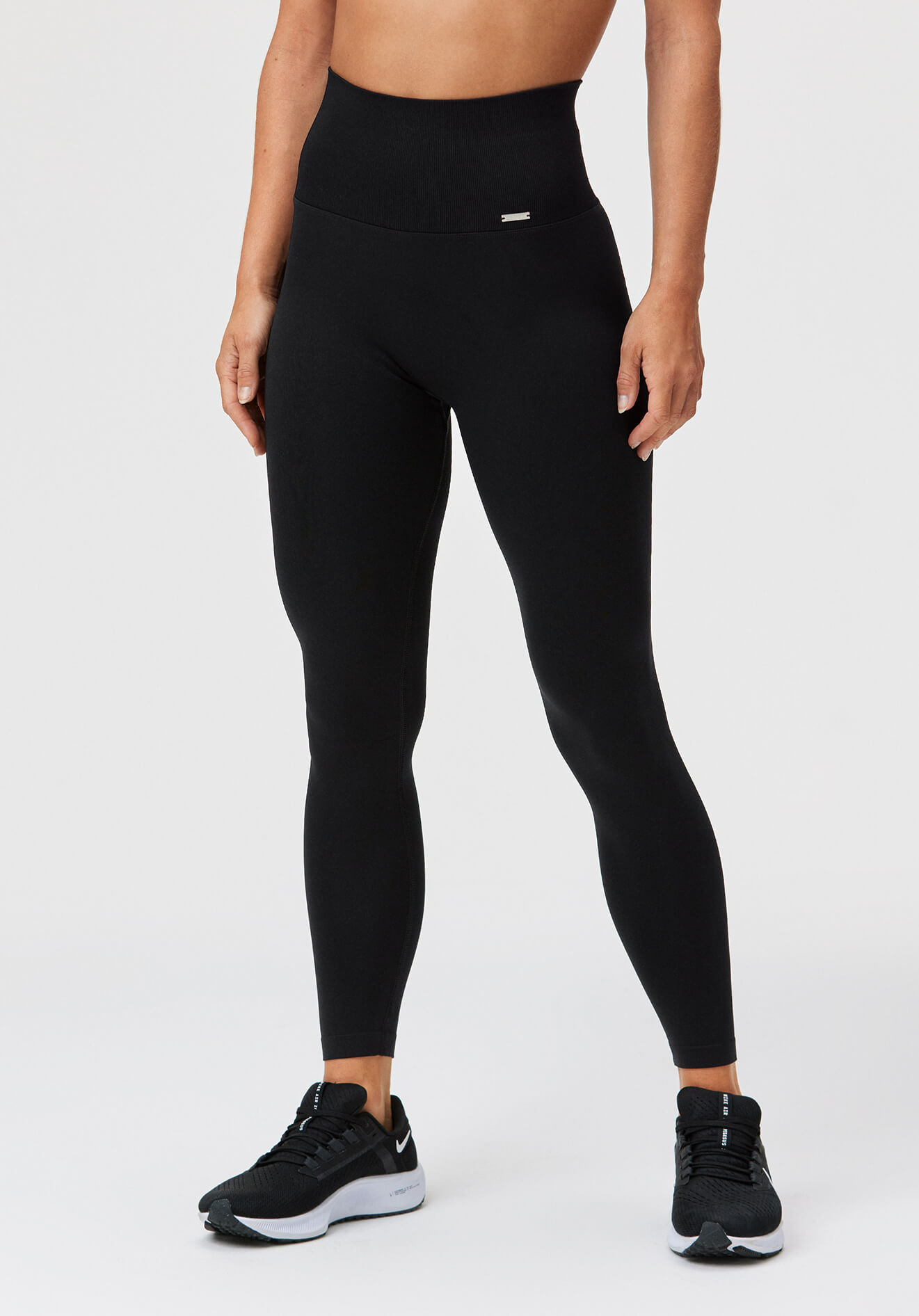 Træningstights til kvinder - Køb online hos One More Rep!