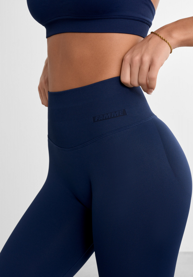 Sculpt Scrunch Tights – Formende tights med sculpt- & scrunch-effekt ...